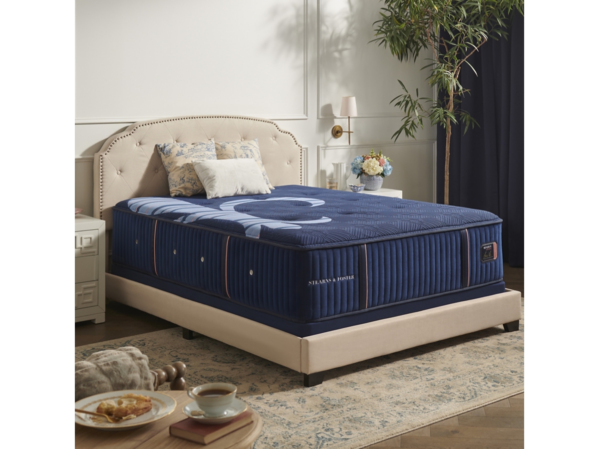 Stearns Foster Lux Hybrid Medium Cal Twin Ashley