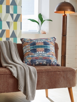 Click here for Kennick Pillow  Multi prices
