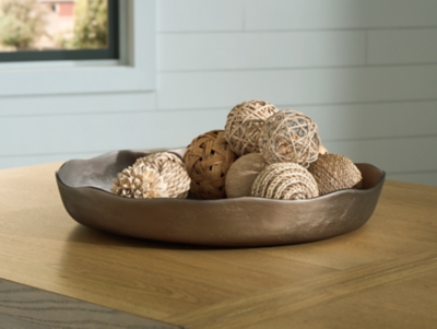 Click here for Wallmen Tray  Champagne Gold Finish prices