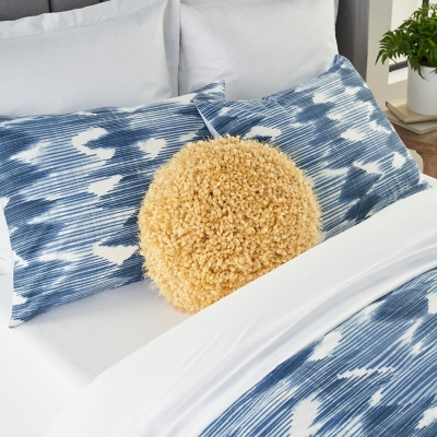 Click here for Mina Victory Shag Lush Yarn Indoor Throw Pillow  Y... prices