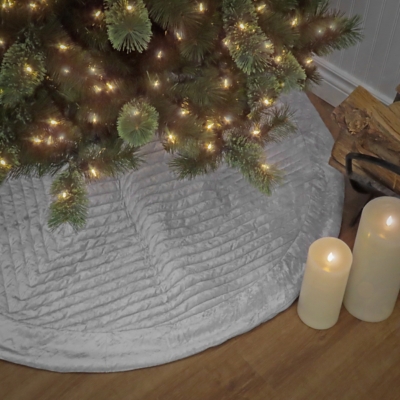 Click here for HGTV Home Collection 60 Quilted Velvet Tree Skirt... prices