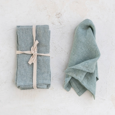Click here for Storied Home Stonewashed Linen Dinner Napkins Set... prices