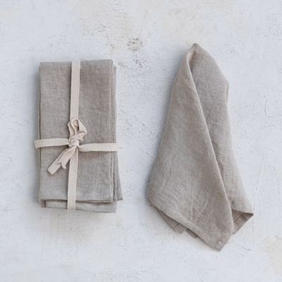 Click here for Storied Home Stonewashed Linen Dinner Napkins Set... prices