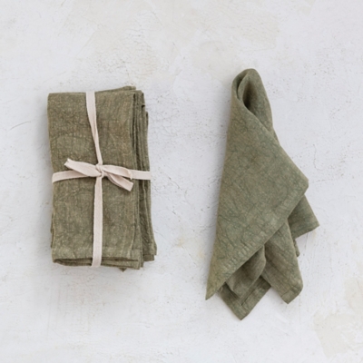 Click here for Storied Home Stonewashed Linen Dinner Napkins Set... prices