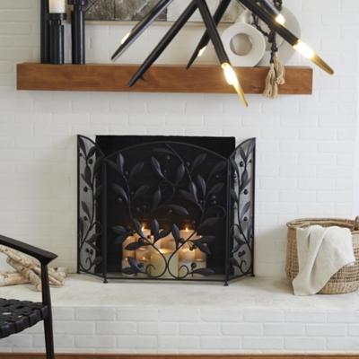 Click here for Bayberry Lane 45 x 30 Decorative Fireplace Screen... prices