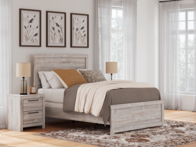 Click here for Jonnifer Full Panel Bed  Gray prices