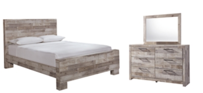 Effie Queen Panel Bed with Mirrored Dresser | Ashley Furniture HomeStore