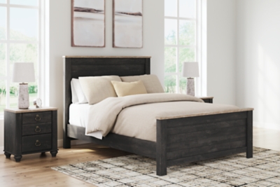 Nanforth Queen Panel Bed | Ashley