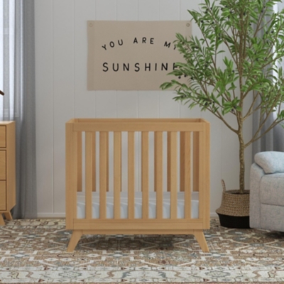 Click here for DaVinci Otto 3-in-1 Convertible Mini Crib with 4 M... prices
