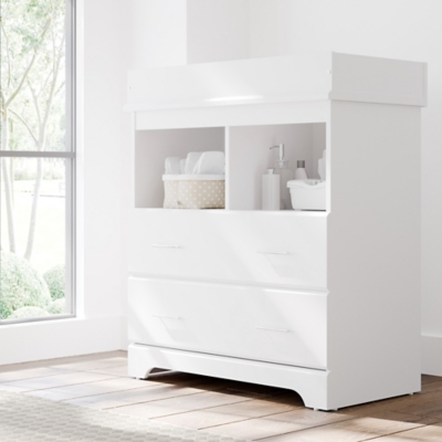 Click here for Storkcraft Brookside 2-Drawer Changing Chest  Whit... prices