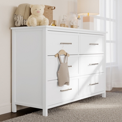 Click here for Graco Classic 6 Drawer Dresser  White prices