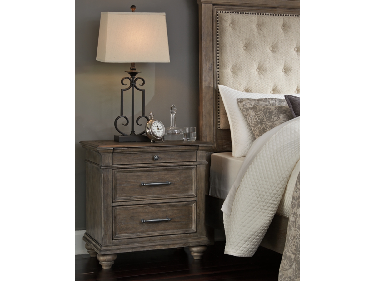 Johnelle 28 3 Drawer Nightstand Ashley