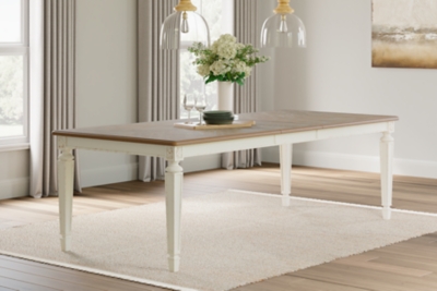 Realyn Collection | Ashley