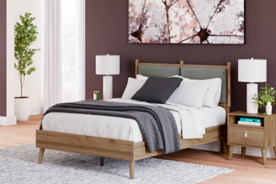 Aprilyn Full Panel Bed | Ashley