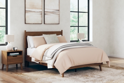 Click here for Fordmont Full Panel Bed  Cognac prices