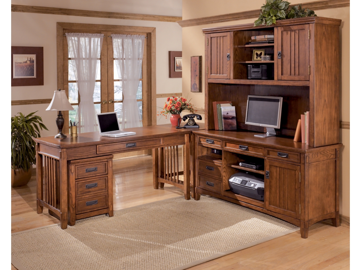 Cross Island Corner Table Ashley