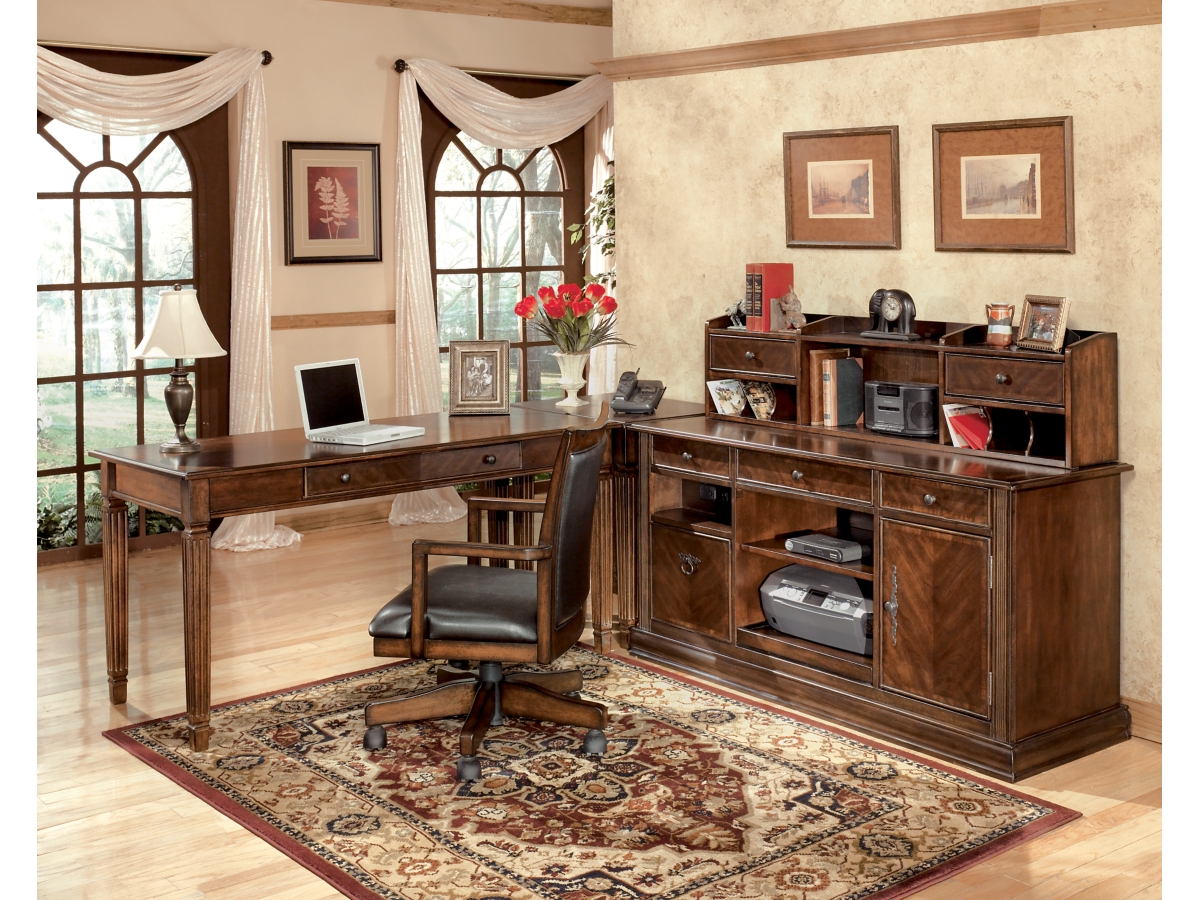 Hamlyn Credenza with Short Hutch Ashley