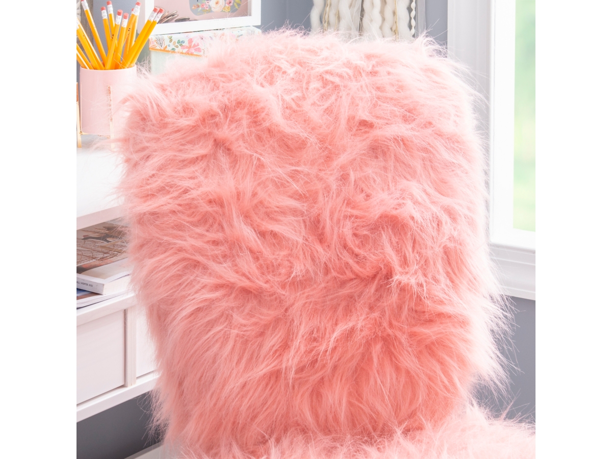 Light pink fluffy chair store