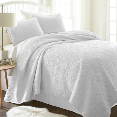 Click here for iEnjoy Home Damask Patterned King/California King... prices