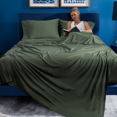 Click here for BEDGEAR Hyper-Wool Queen Sheet Set  Forest Green prices