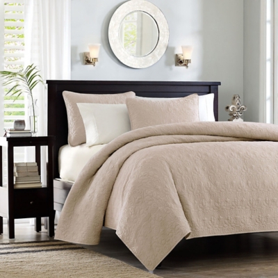 Click here for Quebec Full/Queen Reversible Quilt Set  Khaki prices