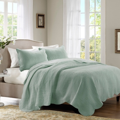 Click here for Tuscany Full/Queen 3 Piece Reversible Scalloped Ed... prices