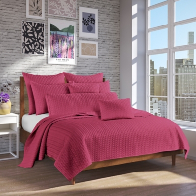 Click here for J. Queen Bold Cayman King/California King Quilt  F... prices