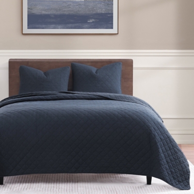 Click here for Indigo Hill 3-Piece Full/Queen Comfort Quilt Set... prices