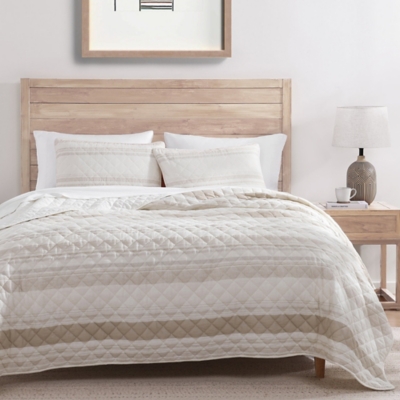 Click here for Indigo Hill Mystic 3-Piece Full/Queen Quilt Set  T... prices