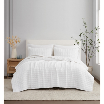 Click here for Brooklyn Loom Solid 3-Piece Full/Queen Quilt Set... prices