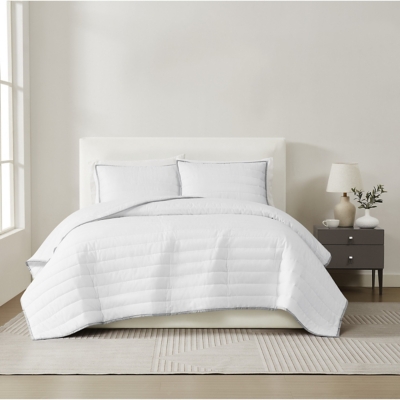 Click here for Christian Siriano NY 3-Piece Full/Queen Quilt Set... prices