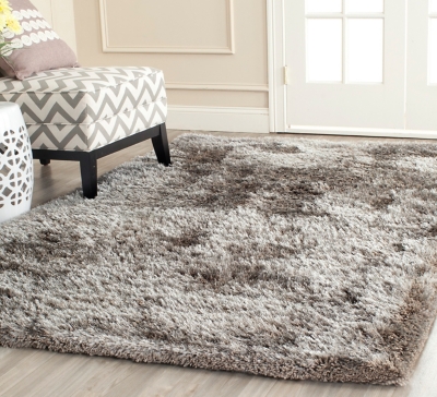 Click here for Safavieh South Beach Shag 5 x 8 Area Rug  Silver prices