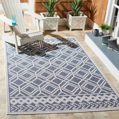 Click here for Safavieh Martha Stewart Collection Fulden 67 x 67... prices