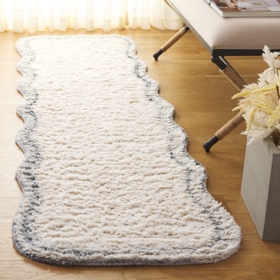 Click here for Safavieh Vermont Collection Oceane 23 x 8 Runner R... prices