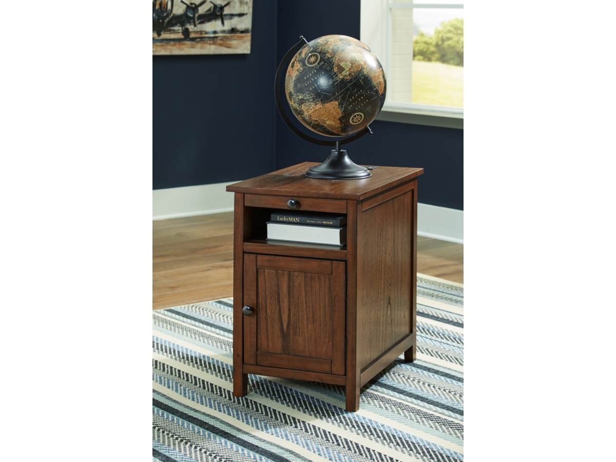 Treytown Chairside End Table